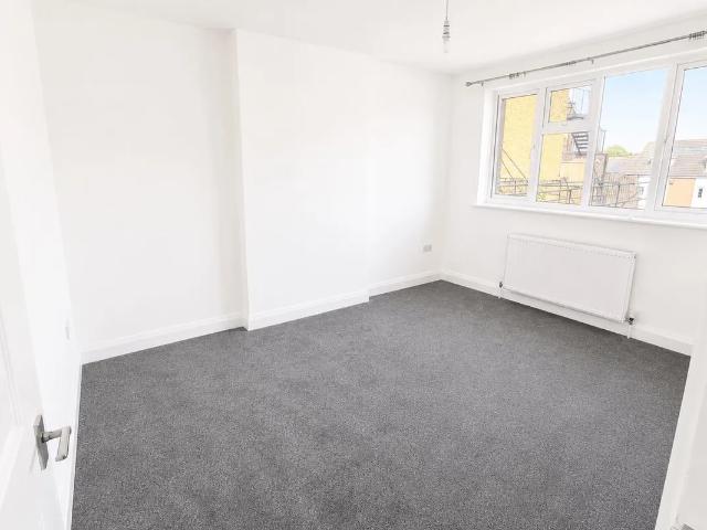 Apartment at London Road, Greater London