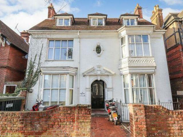 Apartment at London Road, Guildford