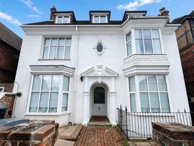 Apartment at London Road, Guildford