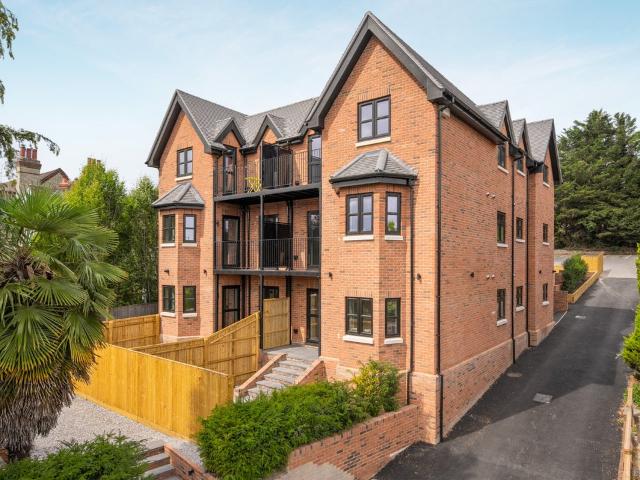 Apartment at London Road, High Wycombe