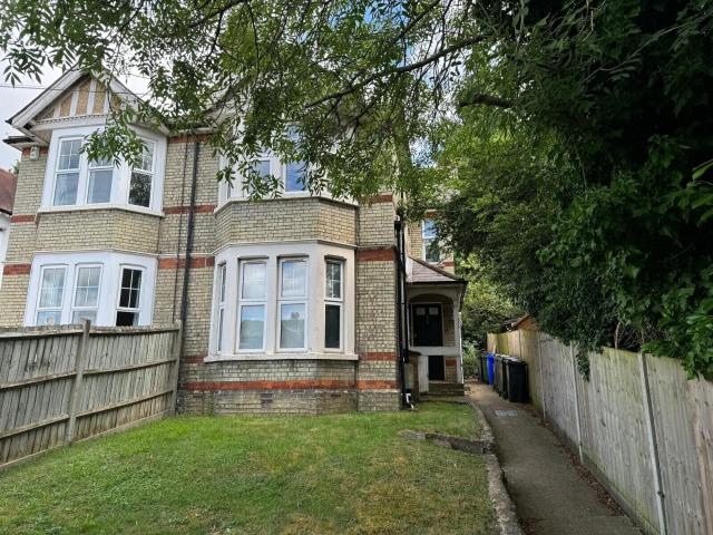 Apartment at London Road, High Wycombe
