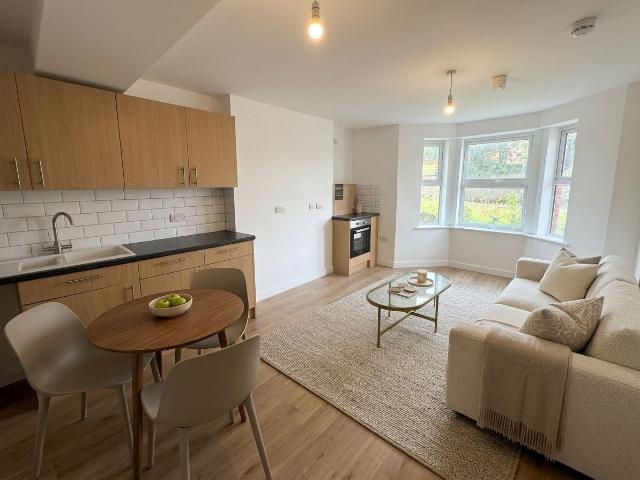 Apartment at London Road, Luton