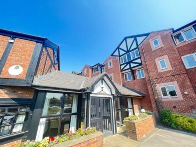 Apartment at London Road, Northwich