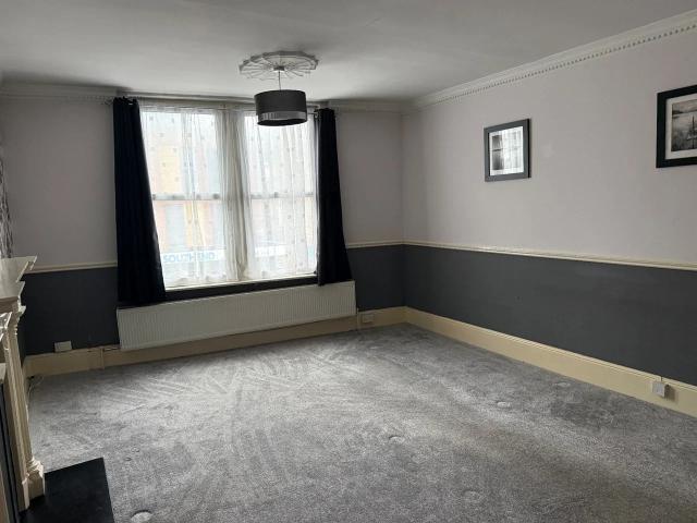 Apartment at London Road, Southend on Sea