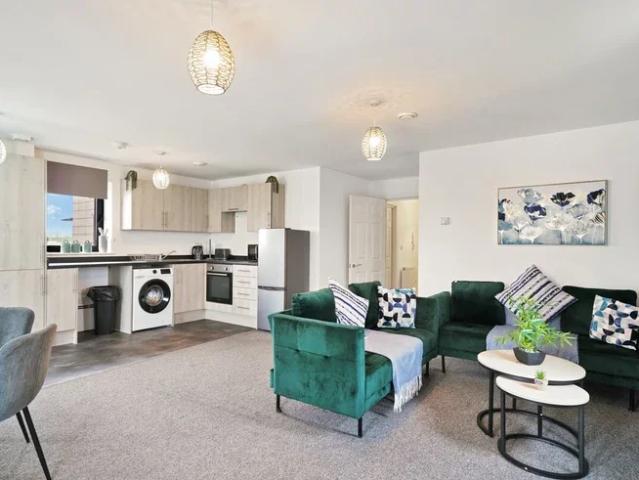 Apartment at London Road, Slough