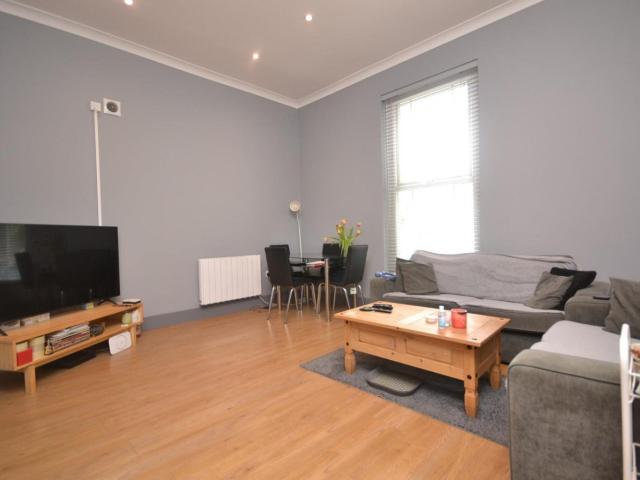 Apartment at London Road, Reading