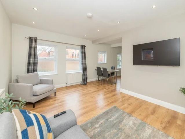 Apartment at London Road, Reading