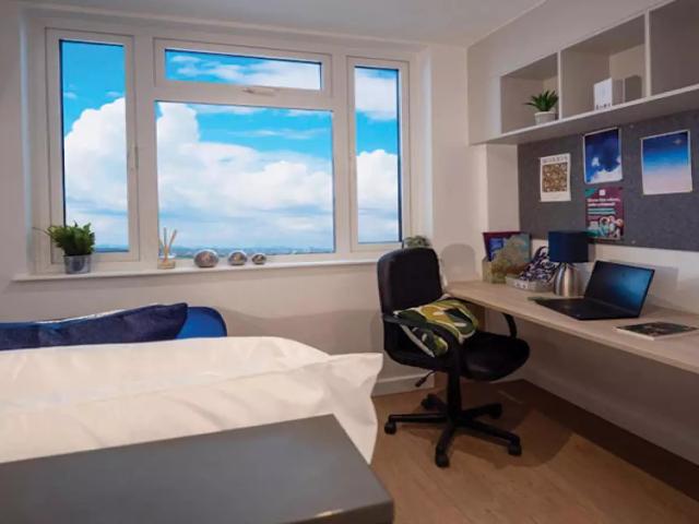 Apartment at London Street, City of Westminster