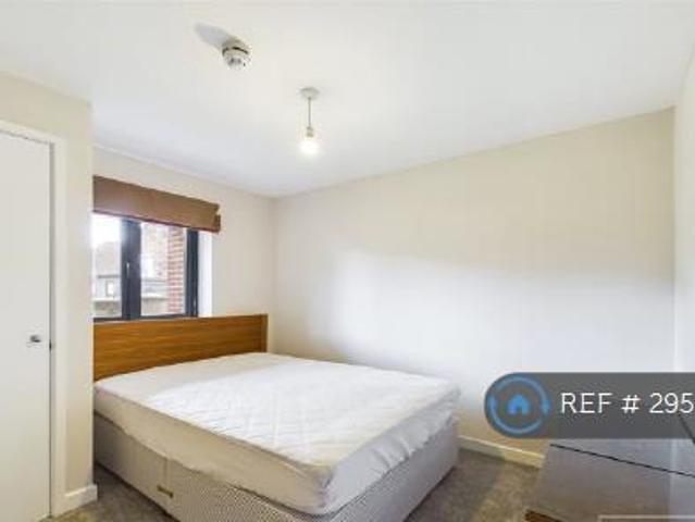 Apartment at London Street, Reading