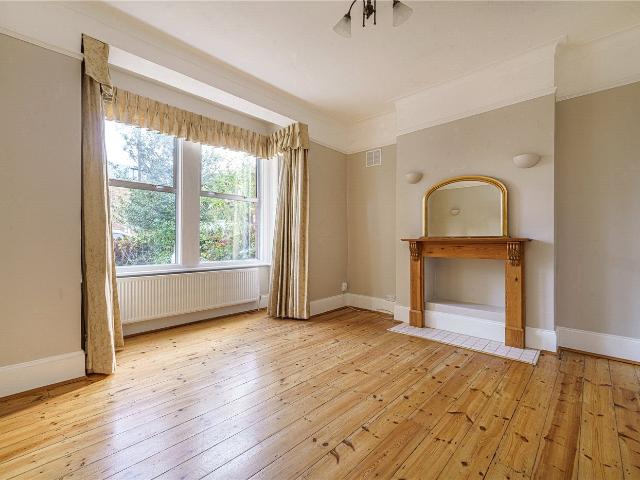 Apartment at Lordship Lane, Greater London
