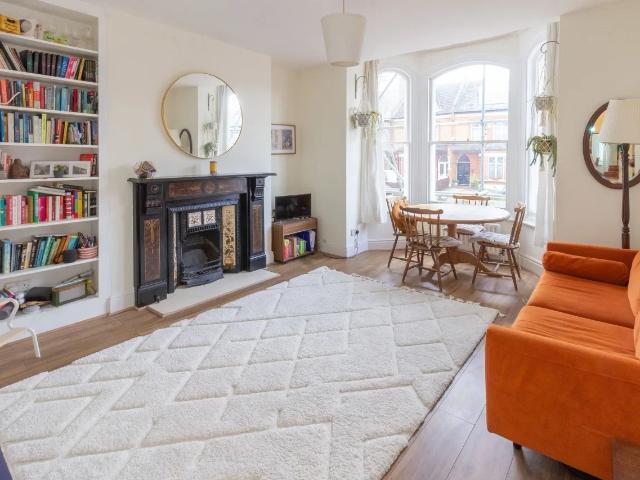 Apartment at Lordship Lane, Greater London