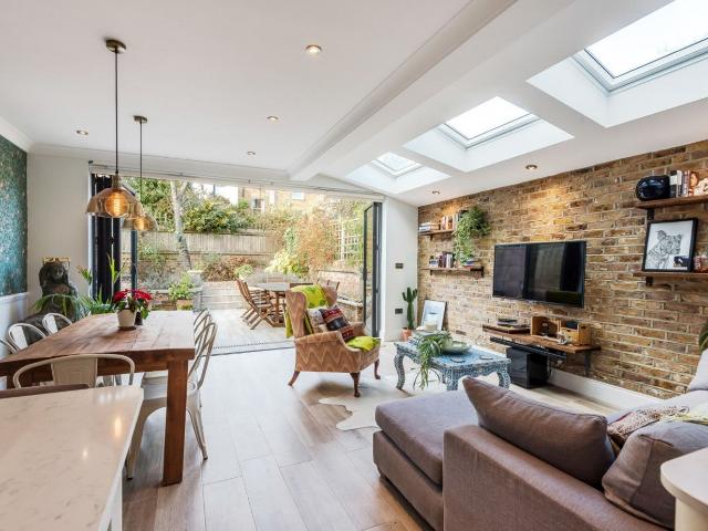 Apartment at Lorne Road, Greater London