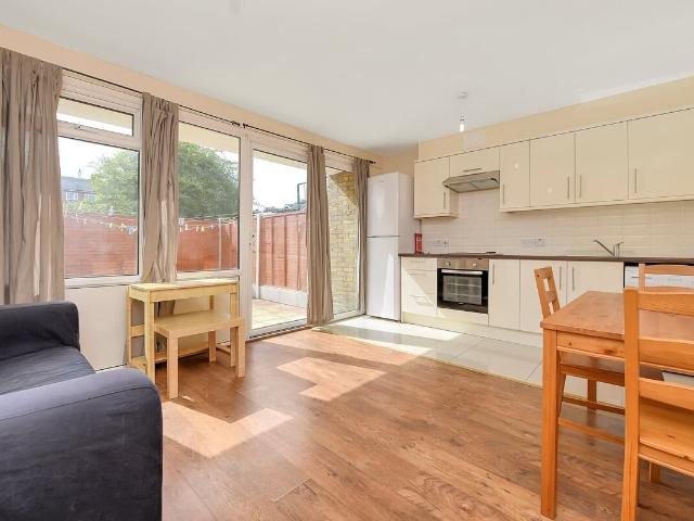 Apartment at Lorrimore Road, Greater London