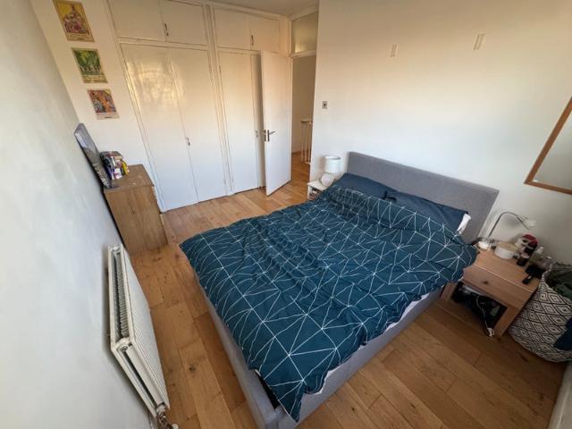 Apartment at Lorrimore Road, Greater London