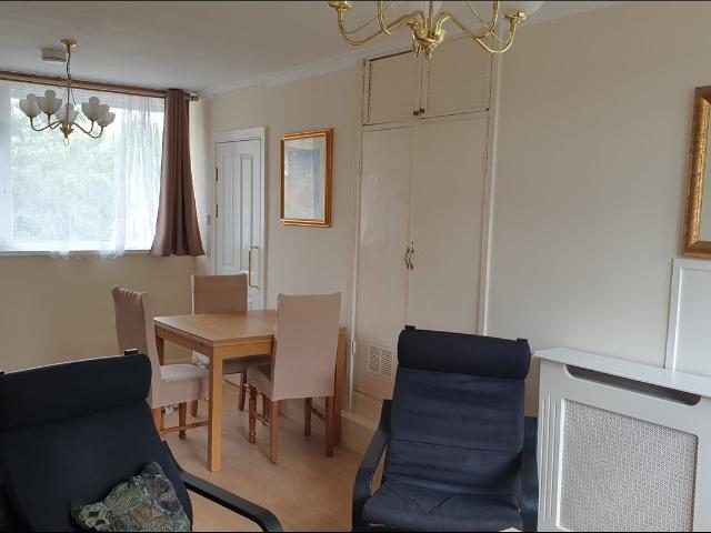 Apartment at Lorrimore Square, Greater London