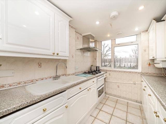 Apartment at Lorrimore Square, Greater London