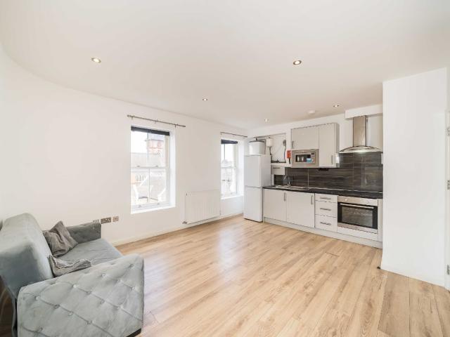 Apartment at Latchmere Road, Greater London