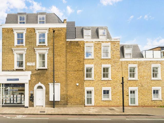 Apartment at Latchmere Road, Greater London
