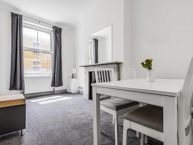 Apartment at Latchmere Road, Greater London