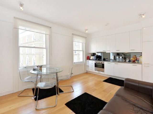 Apartment at Launceston Place, Greater London