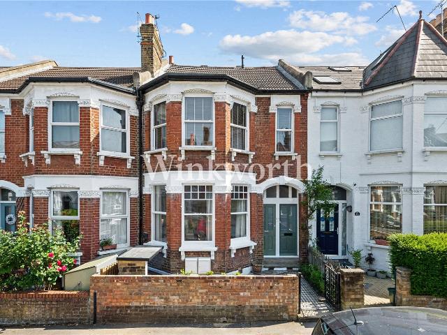 Apartment at Lausanne Road, Greater London