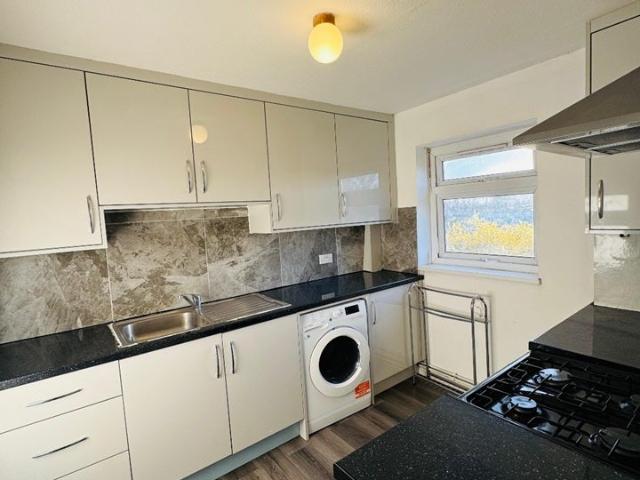 Apartment at Laurel Park, Greater London