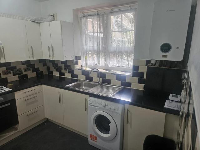 Apartment at Lauriston Road, Greater London