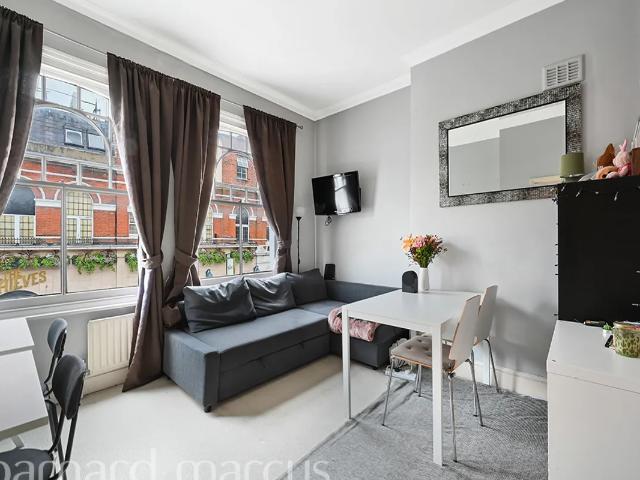 Apartment at Lavender Gardens, Greater London