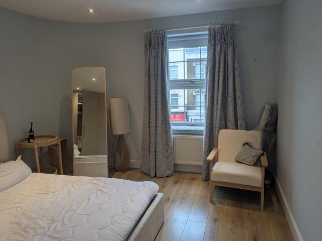 Apartment at Lavender Hill, Greater London