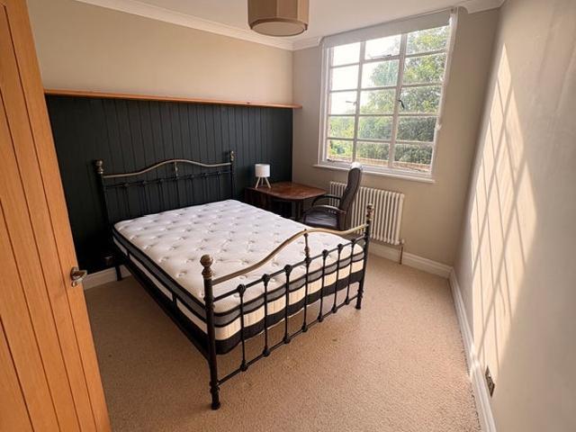 Apartment at Lawn Terrace, Greater London