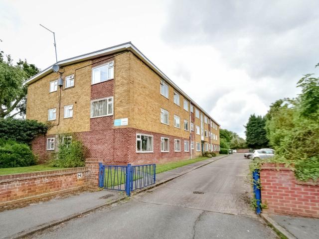 Apartment at Lawson Avenue, Cottingham