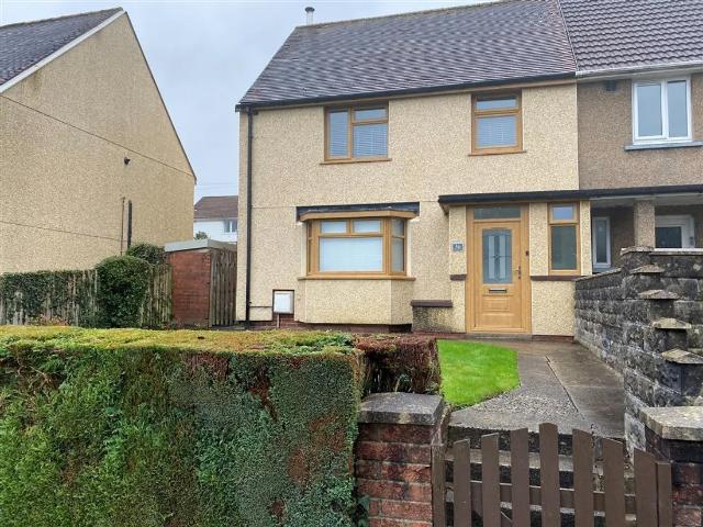 Apartment at Lawrence Avenue, Penywaun