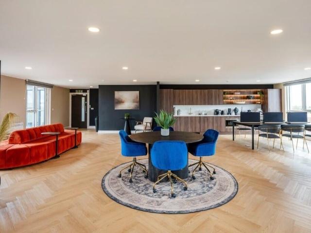 Apartment at Lawrence Road, Greater London
