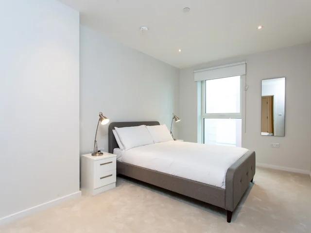 Apartment at Layard Street, Greater London