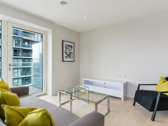 Apartment at Layard Street, Greater London