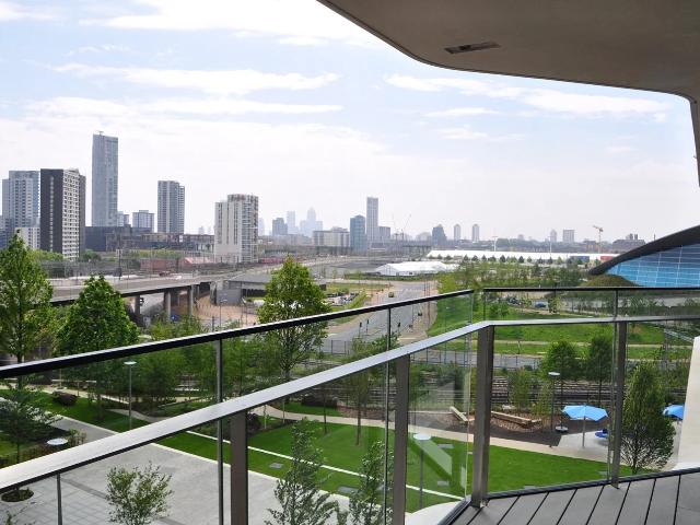 Apartment at Layard Street, Greater London
