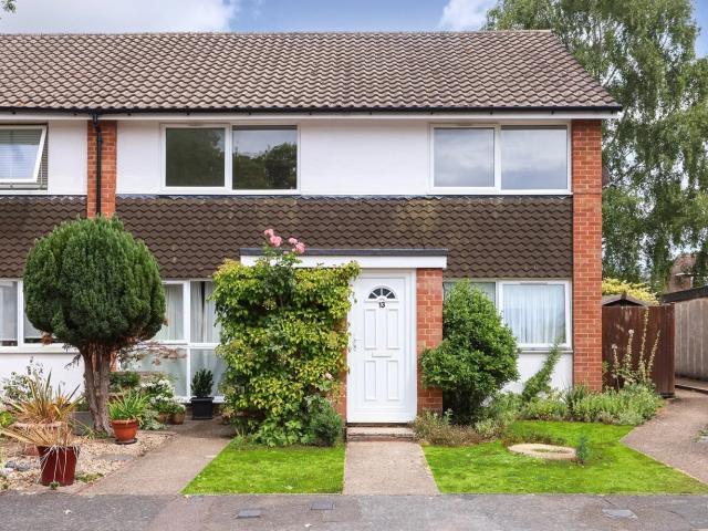 Apartment at Layton Court, Elmbridge