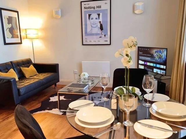 Apartment at Ladbroke Grove, Greater London