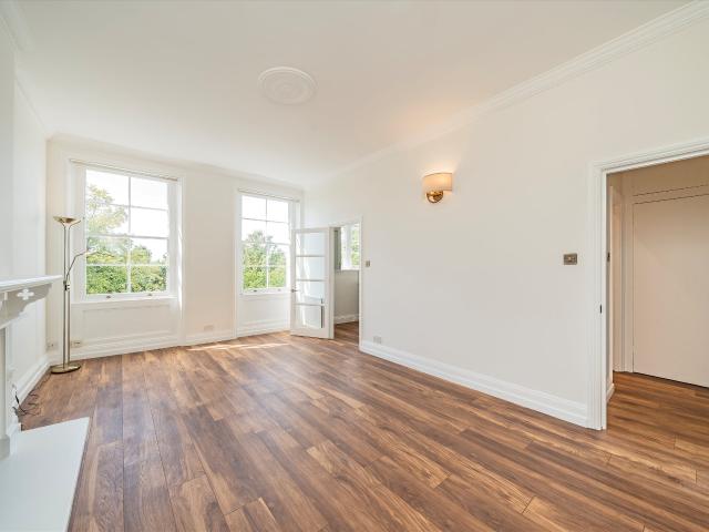 Apartment at Ladbroke Grove, Greater London