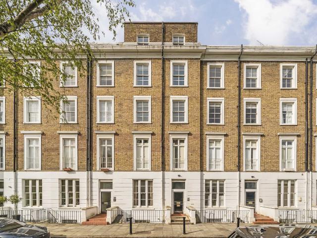 Apartment at Ladbroke Grove, Greater London
