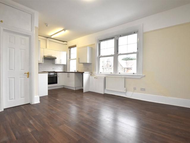 Apartment at Ladbroke Road, Reigate and Banstead