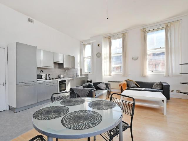 Apartment at Lady's Bridge, Sheffield