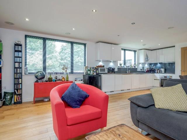 Apartment at Ladywell Road, Greater London