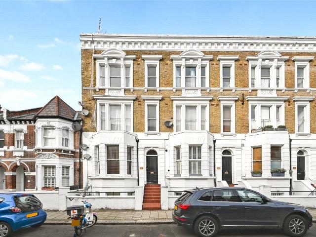 Apartment at Lakeside Road, Greater London
