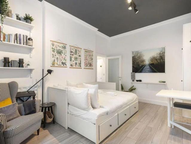 Apartment at Lakeside Road, Greater London
