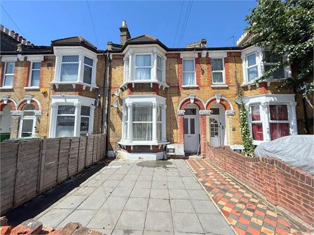Apartment at Laleham Road, Greater London