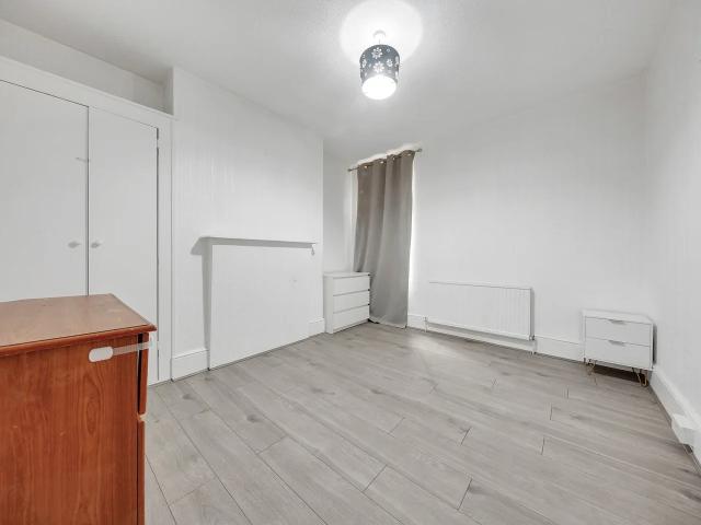 Apartment at Lambourne Road, Epping Forest