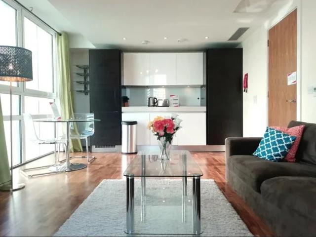 Apartment at Lamb's Passage, City of London