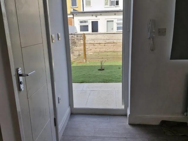 Apartment at Lammas Avenue, Greater London