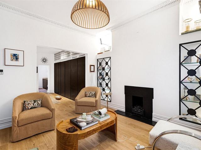 Apartment at Lancashire Court, City of Westminster